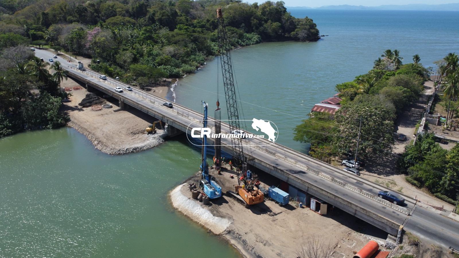 Rehabilitación del puente sobre el río Barranca En ruta 23 ya alcanzó ...
