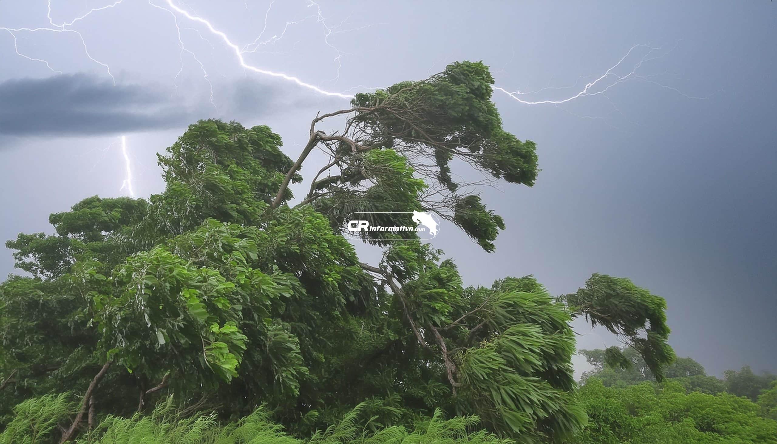 Fuerte tormenta eléctrica y lluvias intensas esta tarde en Alajuela ...